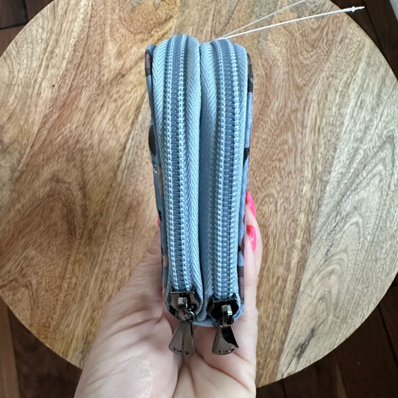 lug | Bags | Lug Splits Wallet In Bsm Blue Floral New | Poshmark